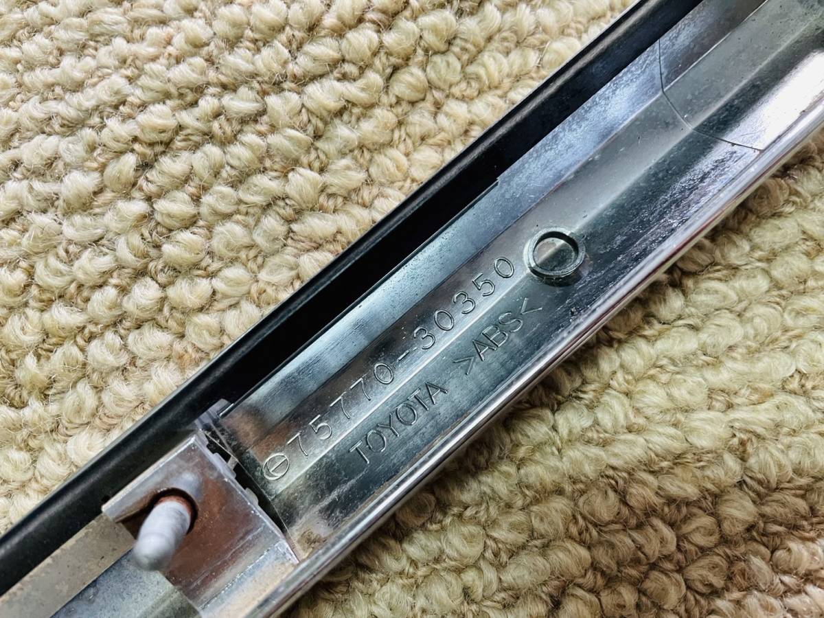 トヨタ純正 210系 ボンネットフードモール 品番75770-30350 米子B1222(パーツ)｜売買されたオークション情報、yahooの ...