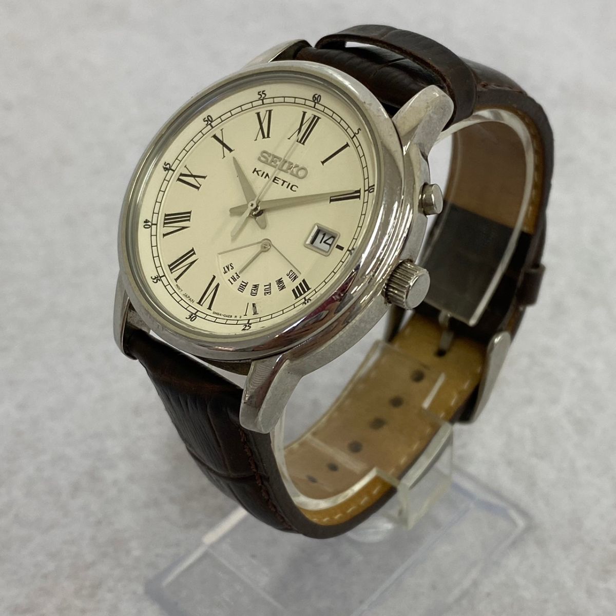 I413-C2-283 SEIKO KINETIC セイコー キネティック 5M54-0AE0 自動巻き デイデイト 裏スケルトン アイボリー ...