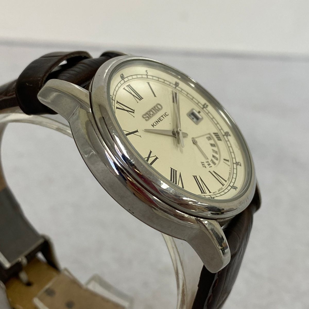 I413-C2-283 SEIKO KINETIC セイコー キネティック 5M54-0AE0 自動巻き デイデイト 裏スケルトン アイボリー ...