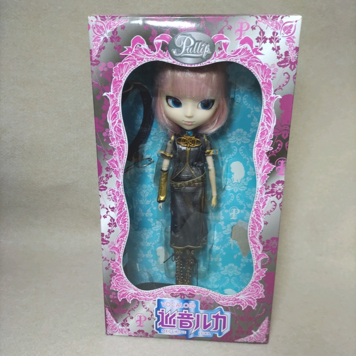 Pullip プーリップ ボーカロイド 巡音ルカ ドール フィギュア(プーリップ)｜売買されたオークション情報、yahooの商品情報をアーカイブ公開 - オークファン（aucfan.com）