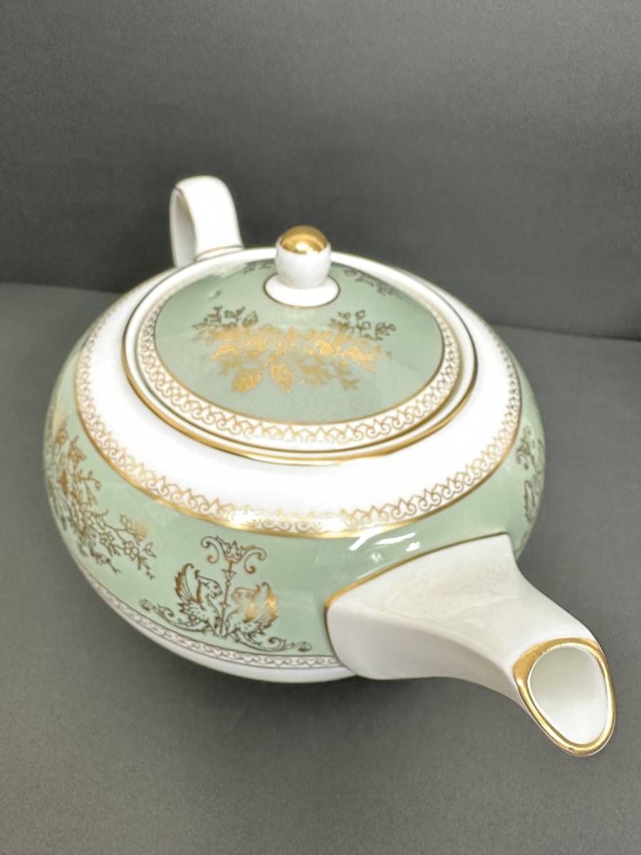 T908 WEDGWOOD ウェッジウッド コロンビアセージグリーン ティーポット 金彩 廃盤商品(ウェッジウッド)｜売買されたオークション情報、yahooの商品情報をアーカイブ公開 ...