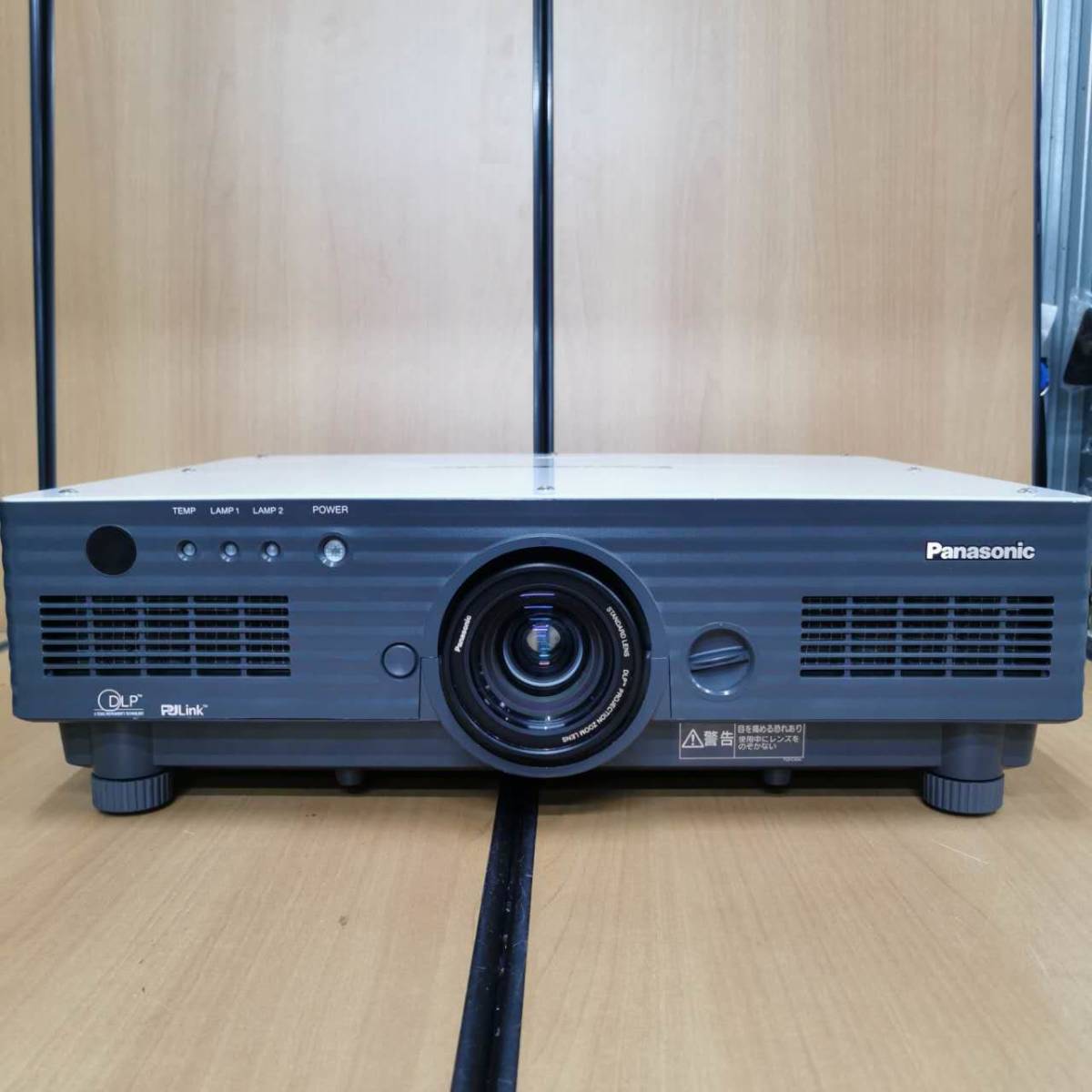 406H Panasonic PT-D5700 ACコード リモコン レンズキャップ付き DLPプロジェクター 6000ルーメン(本体)｜売買 ...