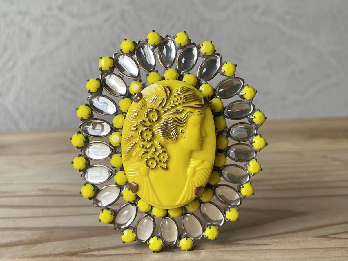 ビンテージ/チェコガラス/ガラスカメオ/ブローチ/Husar.D刻印/イエロー(その他)｜売買されたオークション情報、yahooの商品情報をアーカイブ公開 - オークファン（aucfan.com）