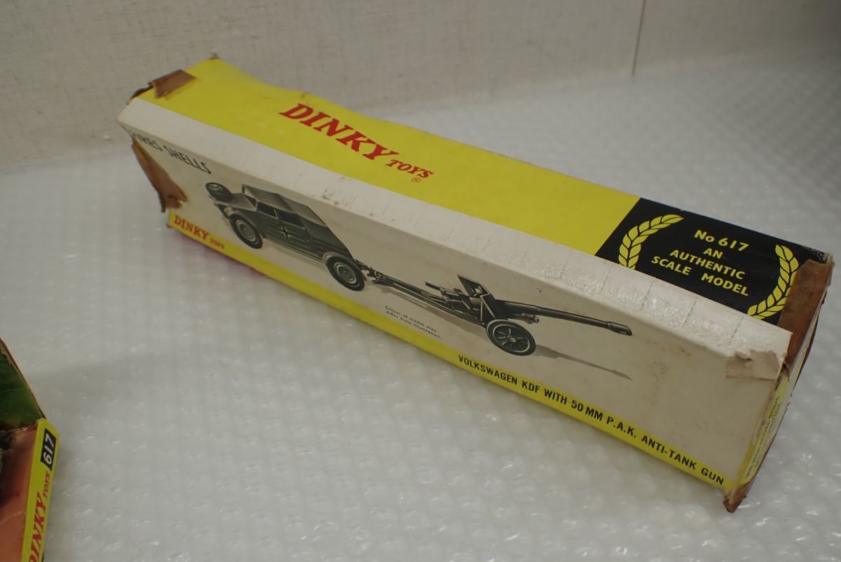 D256-80 ①DINKY TOYS FIRES SHELLS VOLKSWAGEN KDF WITH 50 MM P.A.K. ANTI-TANK GUN No.617 VW キューベル ...