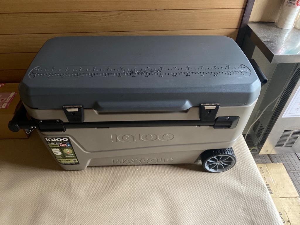431 イグルー 大型 クーラーボックス 104L 車輪付き スポーツ サンセット グライド 110 キャスター付き 訳有品(70L～)｜売買 ...