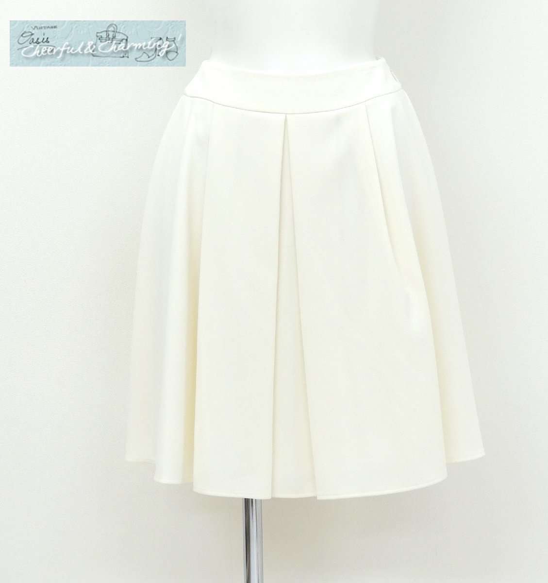 Rene タックスカート 32 ホワイト ポリエステル 6424440(ルネ)｜売買されたオークション情報、yahooの商品情報をアーカイブ公開 - オークファン（aucfan.com）