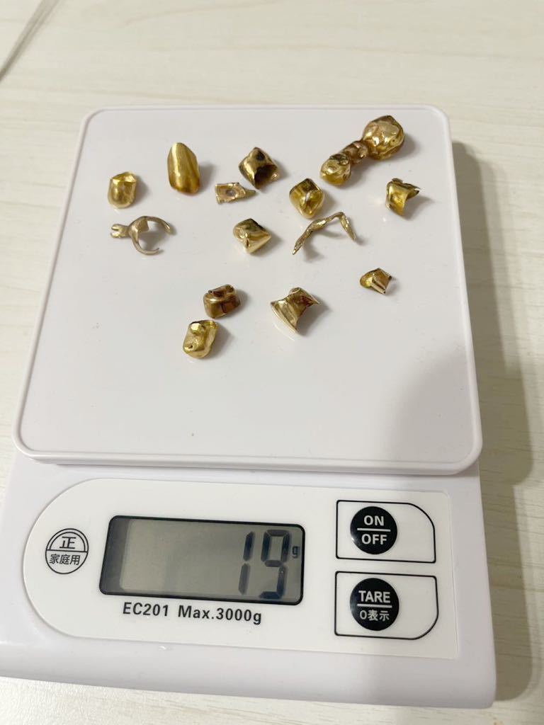 金歯 歯科金属 総重量約19g まとめて(金)｜売買されたオークション情報、yahooの商品情報をアーカイブ公開 - オークファン（aucfan.com）