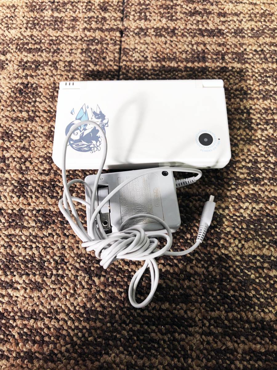 Nintendo/ニンテンドー DS i FFモデル ファイナルファンタジー ゲーム機 ホワイト TWL-001 CNV1(DSi)｜売買され ...