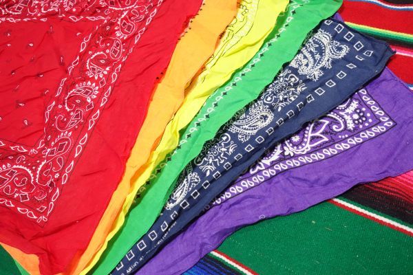 MISC-BDN1 バンダナMIX 100枚セット￥1 US古着卸大量セット業者まとめ売り(バンダナ)｜売買されたオークション情報、yahooの商品情報をアーカイブ公開 - オークファン ...