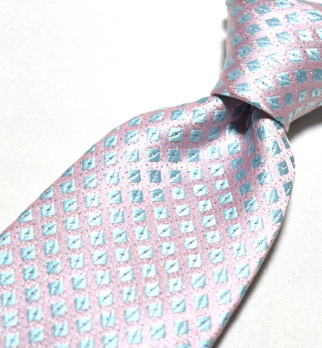 Y534 DAKS ネクタイ パターン柄(その他)｜売買されたオークション情報、yahooの商品情報をアーカイブ公開 - オークファン（aucfan.com）