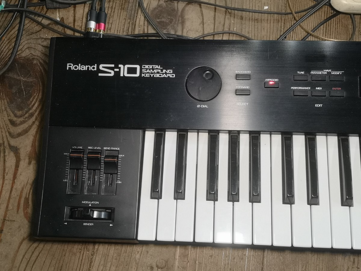 Roland S-10 シンセサイザー ジャンク0712(ローランド)｜売買されたオークション情報、yahooの商品情報をアーカイブ公開 - オークファン（aucfan.com）
