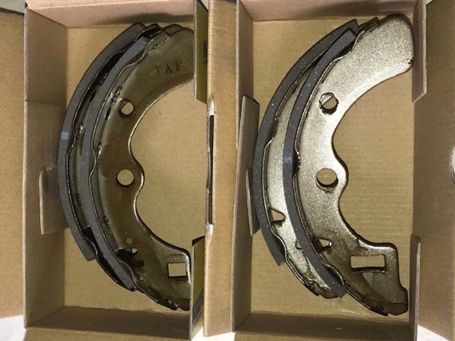 在庫あり即納 シティ ターボ2 カブリオレ用 リアブレーキシュー リーディング トレーリング 左右セット city E-FA E-AA 優良部品(その他)｜売買されたオークション情報 ...