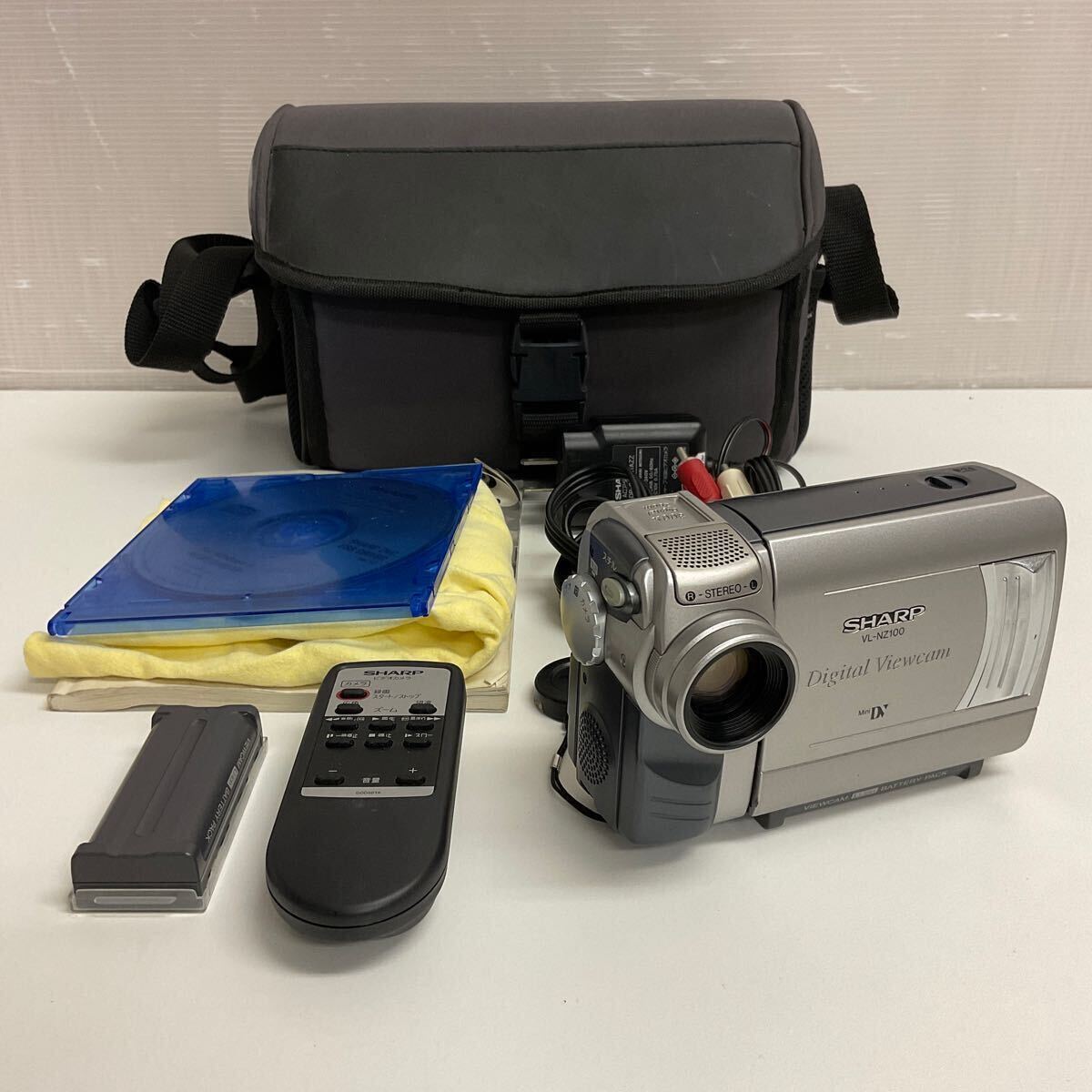 営YY35-80Y SHARP シャープ Mini DV ビデオカメラ VL-NZ100 Digitai Viewcam カメラ 液晶 ...