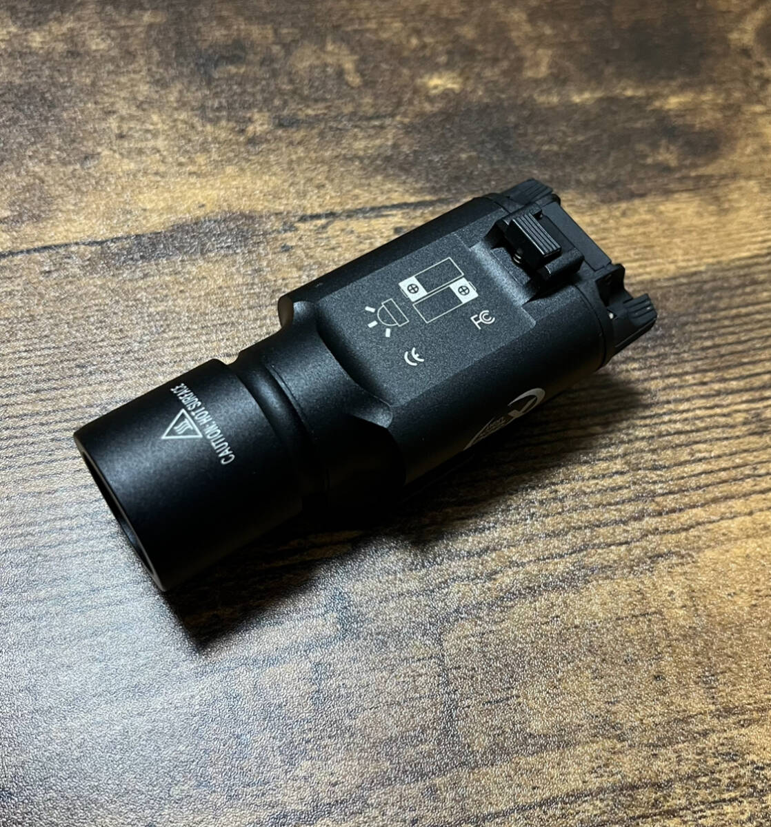 SureFire タイプ X300 ウェポン ライト レプリカ グロック Glock G17 G18 G19 G22 G26 G34 G45 ...