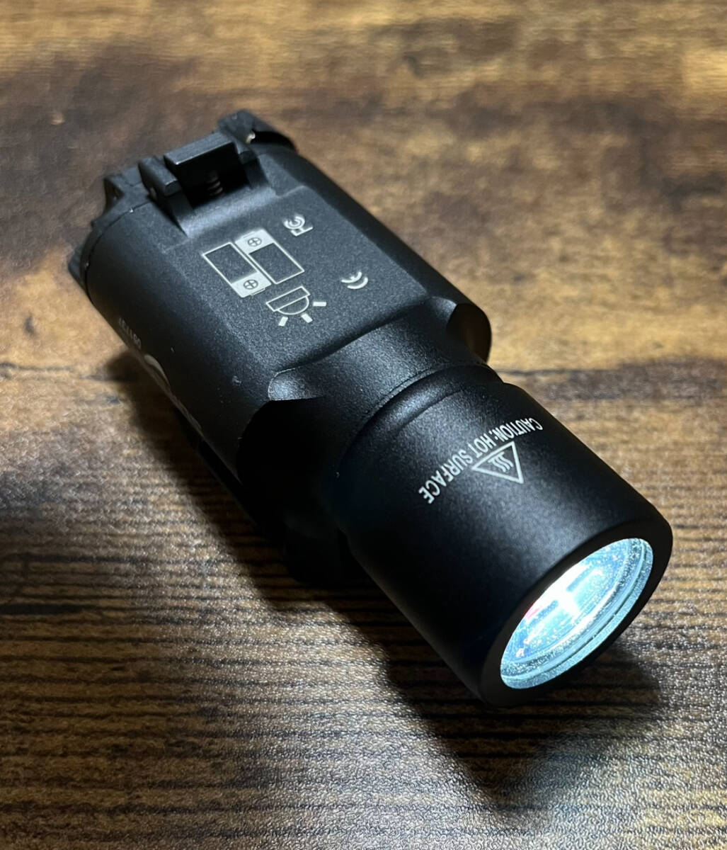 SureFire タイプ X300 ウェポン ライト レプリカ グロック Glock G17 G18 G19 G22 G26 G34 G45 ...