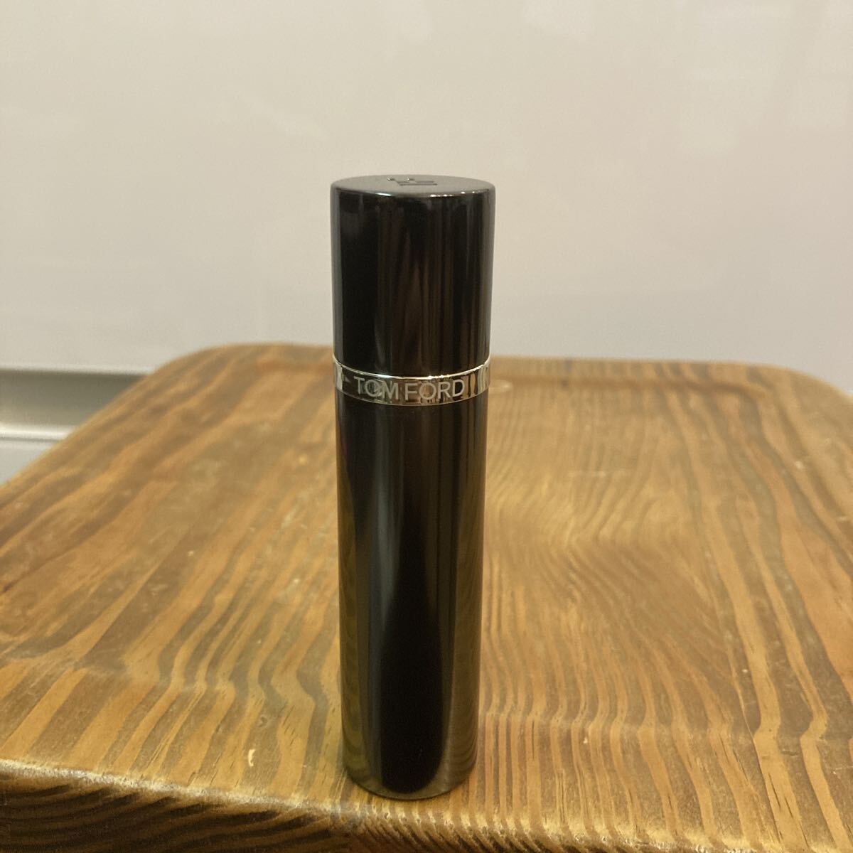 TOM FORD トムフォード OUD WOOD ウードウッド 香水 10ml(その他)｜売買されたオークション情報、yahooの商品情報をアーカイブ公開 - オークファン（aucfan.com）