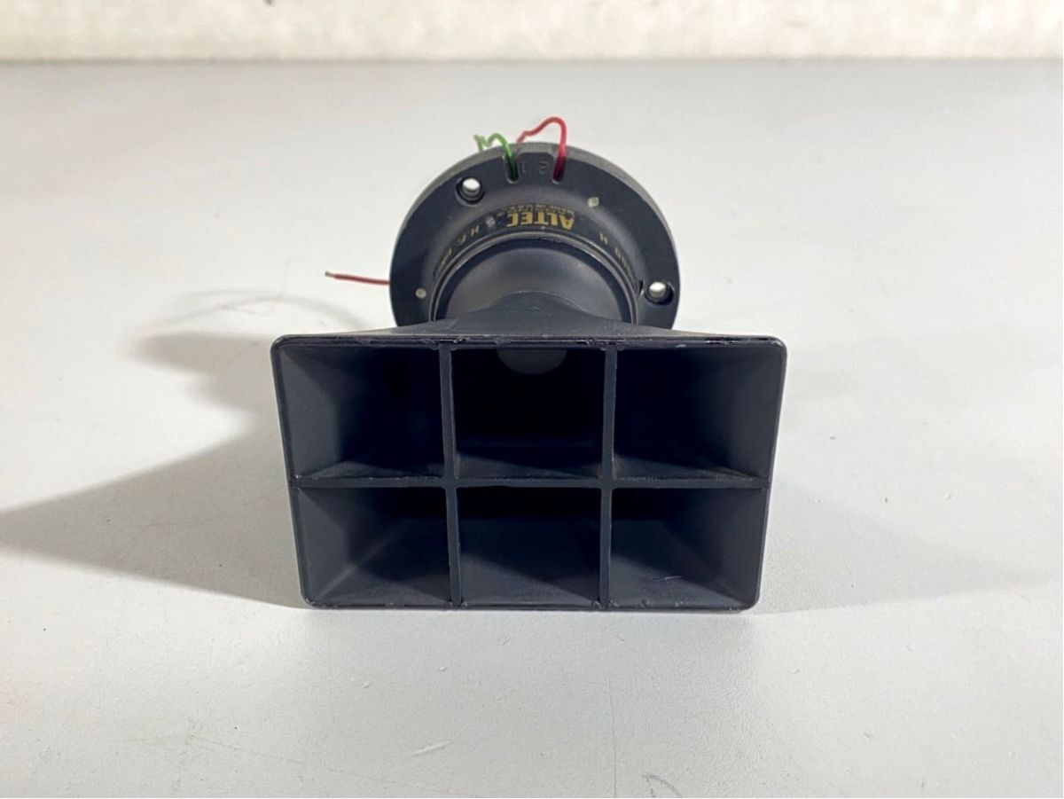 e8841 ALTEC アルテック 3000H ホーンツィーター(アルテック)｜売買されたオークション情報、yahooの商品情報をアーカイブ公開 - オークファン（aucfan.com）