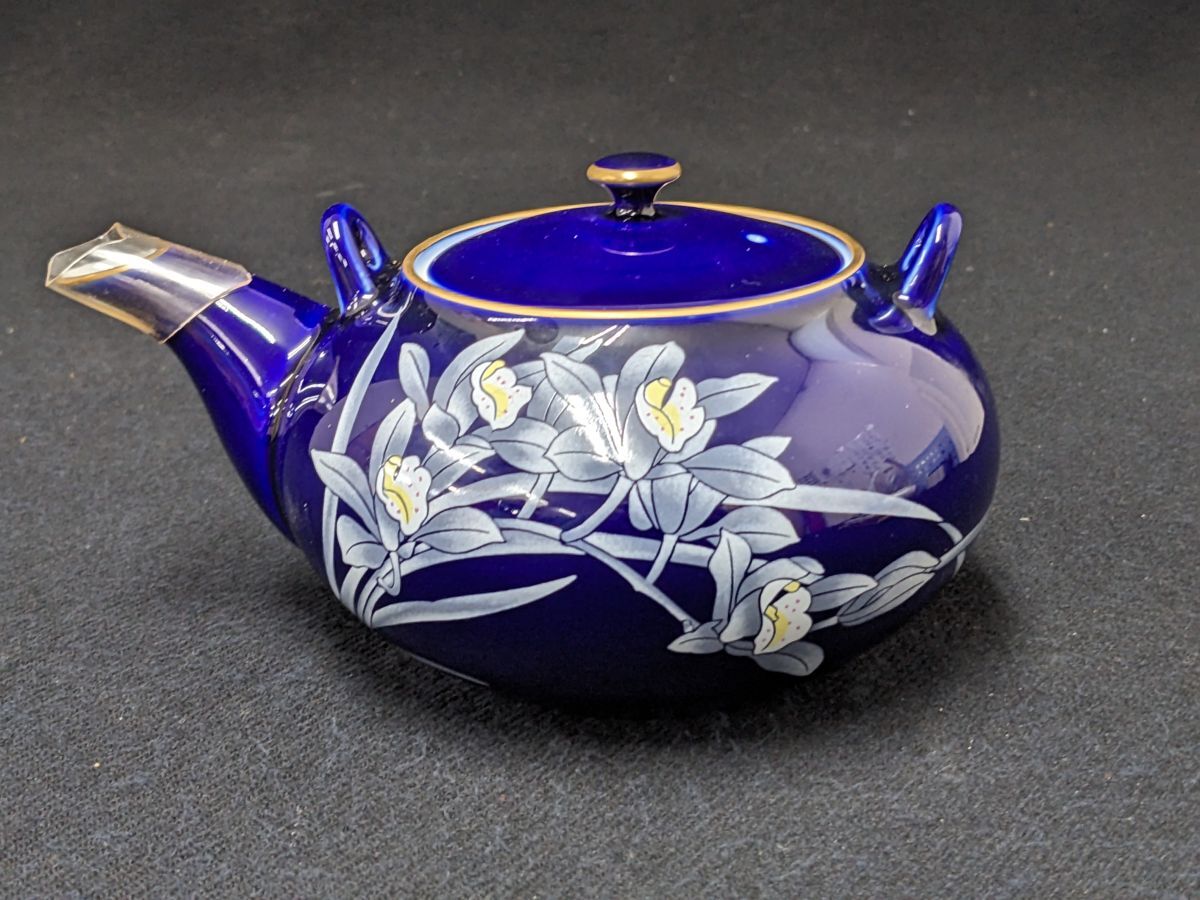 X336 香蘭社 瑠璃色蘭文煎茶揃 急須 湯呑五客 瑠璃色梅型茶托五客 /80(香蘭社)｜売買されたオークション情報、yahooの商品情報を ...