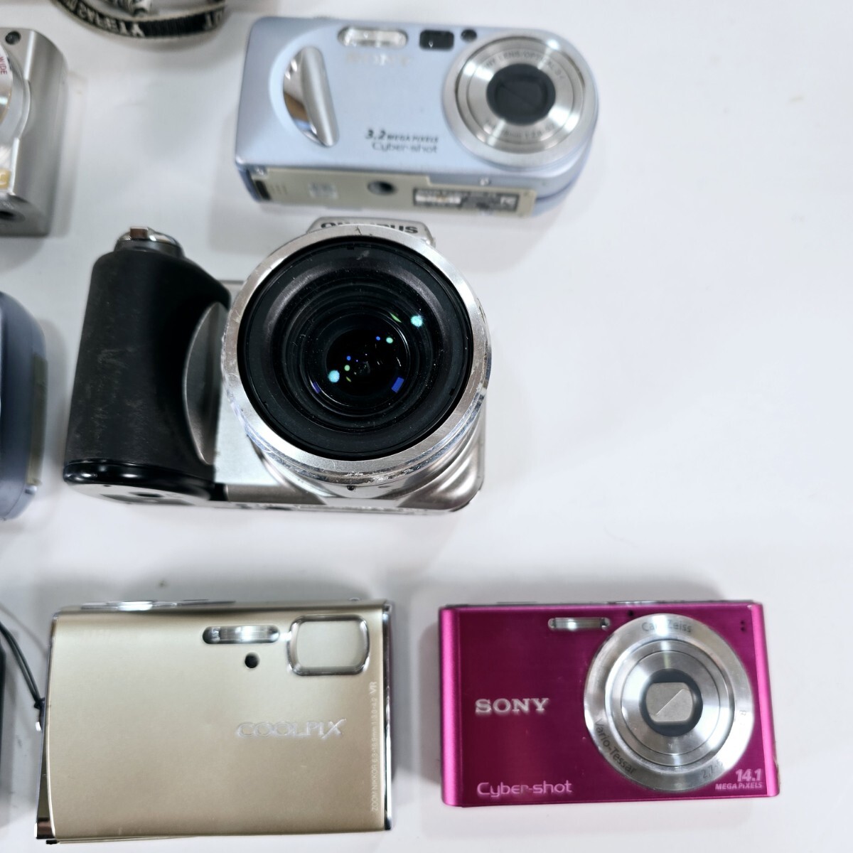 1円スタート コンデジ デジタルカメラ SONY NIKON FINEPIX CYVER SHOT CANON等 すべて未確認(オリンパス ...