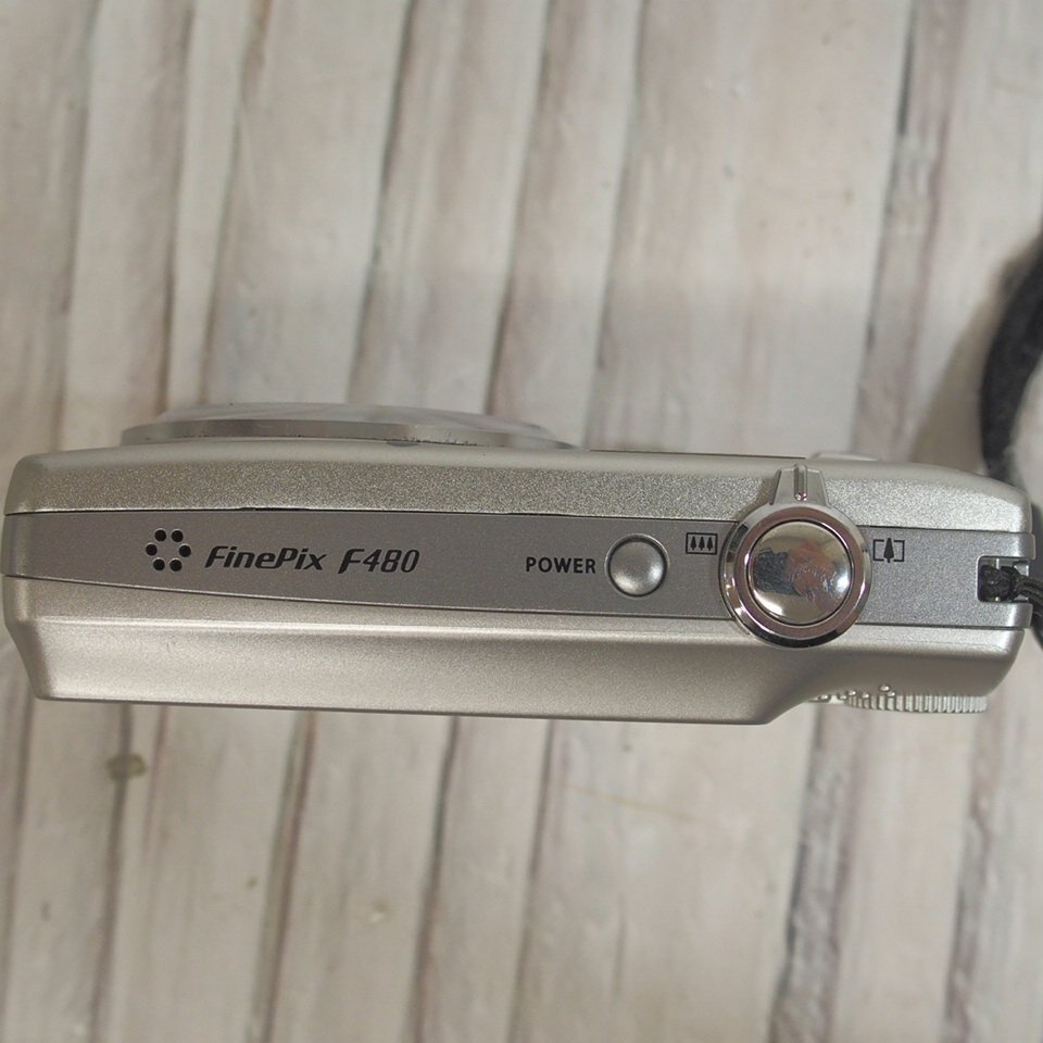 f002 Y2 富士フィルム FUJIFILM FinePix F480 コンパクトデジタルカメラ/FUJINON ZOOM LENS 4x ...