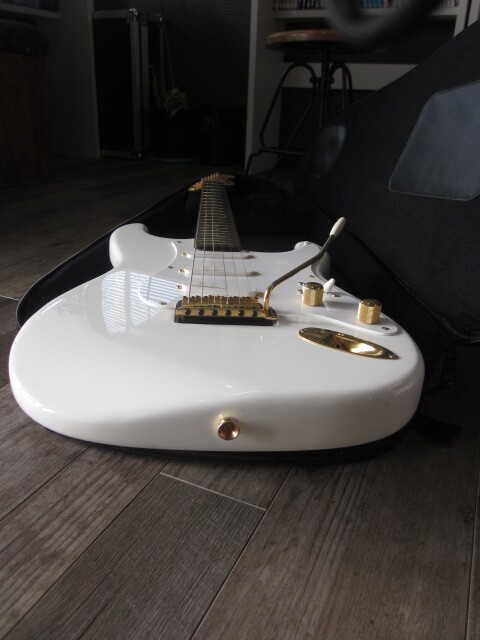 FERNANDES FST-75 / FGI PU SHADOW EQ搭載 / フェルナンデス(フェルナンデス)｜売買されたオークション情報 ...