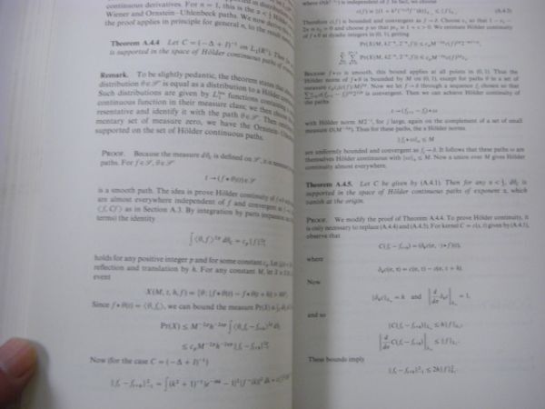 物理洋書 Quantum physics : a functional integral point of view：James Glimm ...