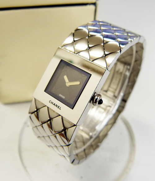 シャネル/CHANEL マトラッセ婦人腕時計 クオーツ w1121(マトラッセ)｜売買されたオークション情報、yahooの商品情報をアーカイブ ...