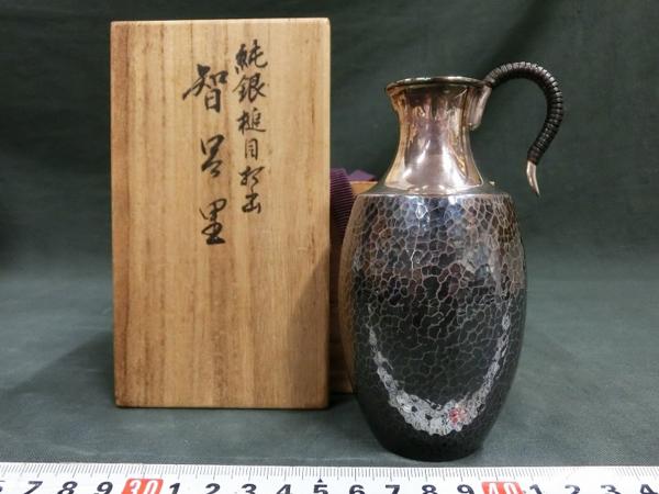 A05511 長楽斎箱銘 純銀製 刻印有 鎚目打出ちろり徳利79g(その他)｜売買されたオークション情報、yahooの商品情報をアーカイブ公開 ...