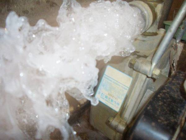 鶴見 ポンプ TE2-40REY 口径40mm/最大揚程30m ロビンエンジン(ポンプ)｜売買されたオークション情報、yahooの商品情報をアーカイブ公開 - オークファン（aucfan.com）