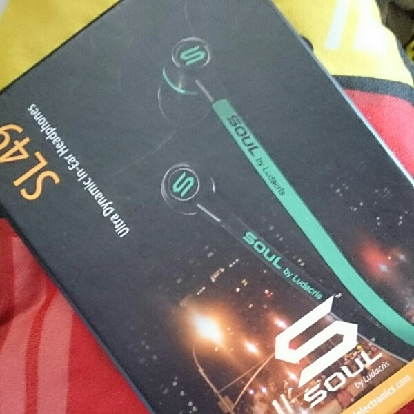 BIGBANG SOUL by Ludacris SL49 イヤホン used G-dragon ジヨン(イヤフォン)｜売買されたオークション ...