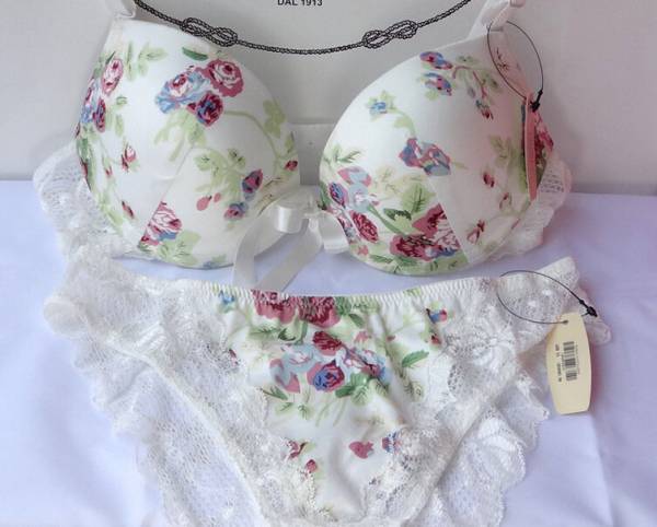 フラワー柄レース下着セットセクシーブラ&ショーツ白1112B C70(70)｜売買されたオークション情報、yahooの商品情報をアーカイブ公開 - オークファン（aucfan.com）
