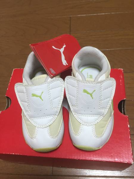 プーマ PUMA スニーカー 13cm 難あり(13cm～)｜売買されたオークション情報、yahooの商品情報をアーカイブ公開 ...