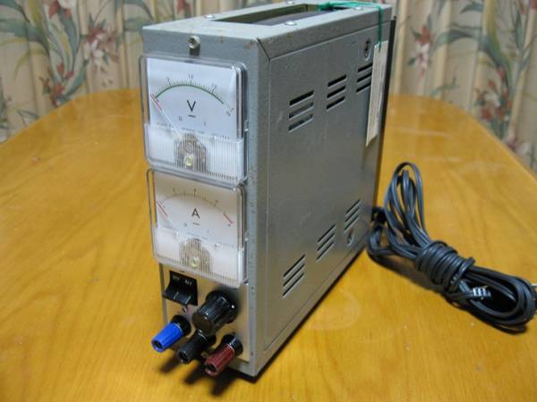 メトロニクス 直流安定化電源 MODEL 521C(その他)｜売買されたオークション情報、yahooの商品情報をアーカイブ公開 ...