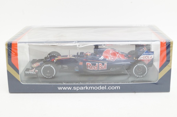 スパーク 1/43 スクーデリア トロ ロッソ STR11 スペインGP D.クビアト 2016 #26 S5020(レーシングカー)｜売買さ ...