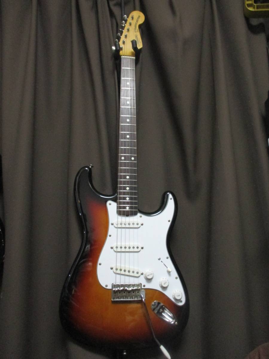 JVシリアル 83年製 SQUIER by FENDER Stratocaster SST-50 銀行振り込み限定 かんたん決済不可(ストラトキャスター)｜売買されたオークション情報 ...