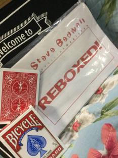 Reboxed by Steve Bedwell Red 日本語解説書付属 耐久性のあるギミック付属 パケットとボックスの超ビジュアル ...