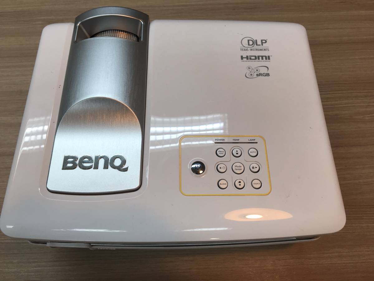 BenQ MP512ST プロジェクターパールホワイト(本体)｜売買されたオークション情報、yahooの商品情報をアーカイブ公開 ...