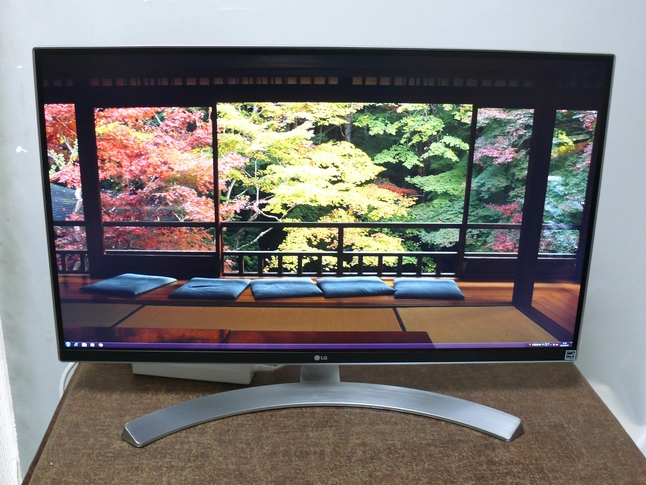 2159【中古良品】LG 27UD88-W 27インチ IPS 4K液晶モニター