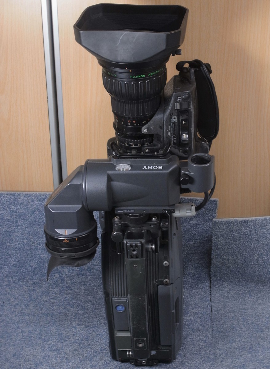 SONY HDCAM HDW-750 #2 Fujinon A20x8BEVM-28B ソニー HDショルダーカムコーダー VF フジノン20 ...