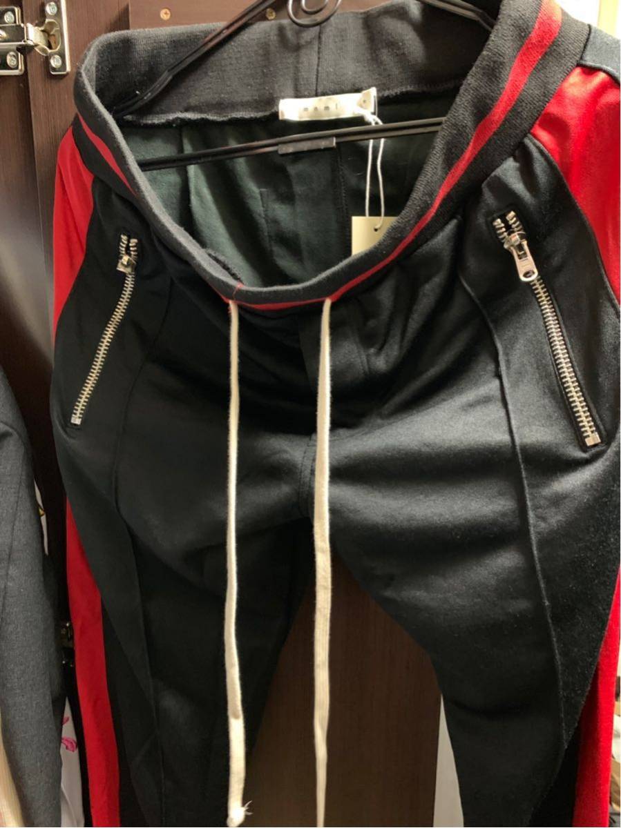 mnml トラックパンツ black/red Mサイズ 試着のみ(Mサイズ)｜売買されたオークション情報、yahooの商品情報をアーカイブ公開 - オークファン（aucfan.com）
