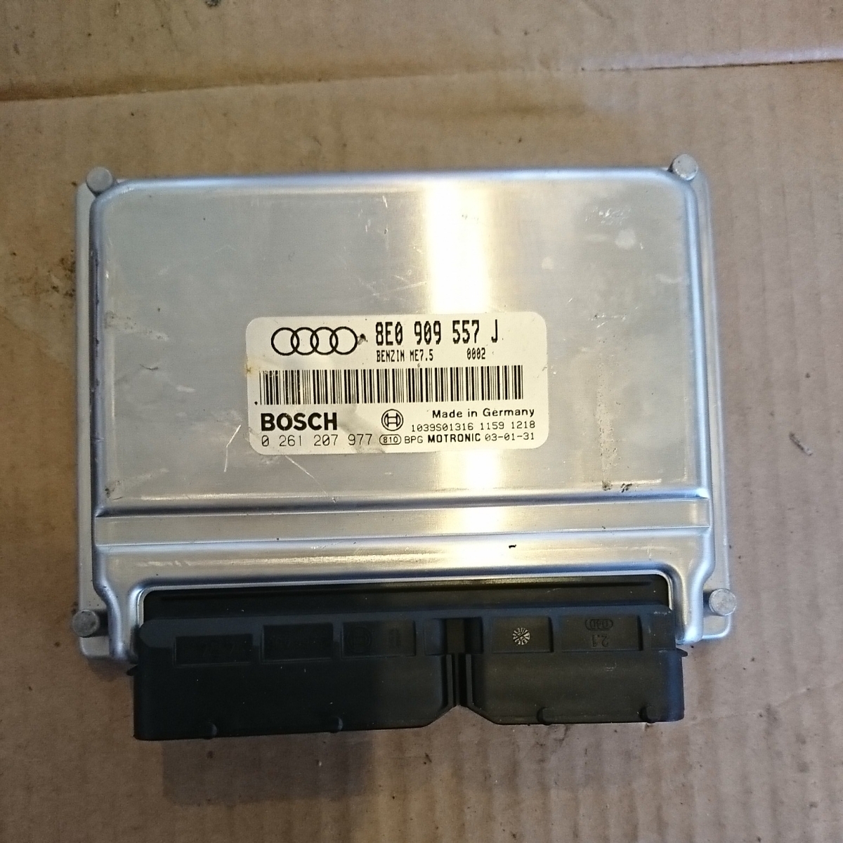 H15 8EALT アウディ A4 アバント エンジンコンピューター ECU BOSCH 8E0909557J(アウディ用)｜売買されたオークション情報、yahooの商品情報をアーカイブ公開 ...