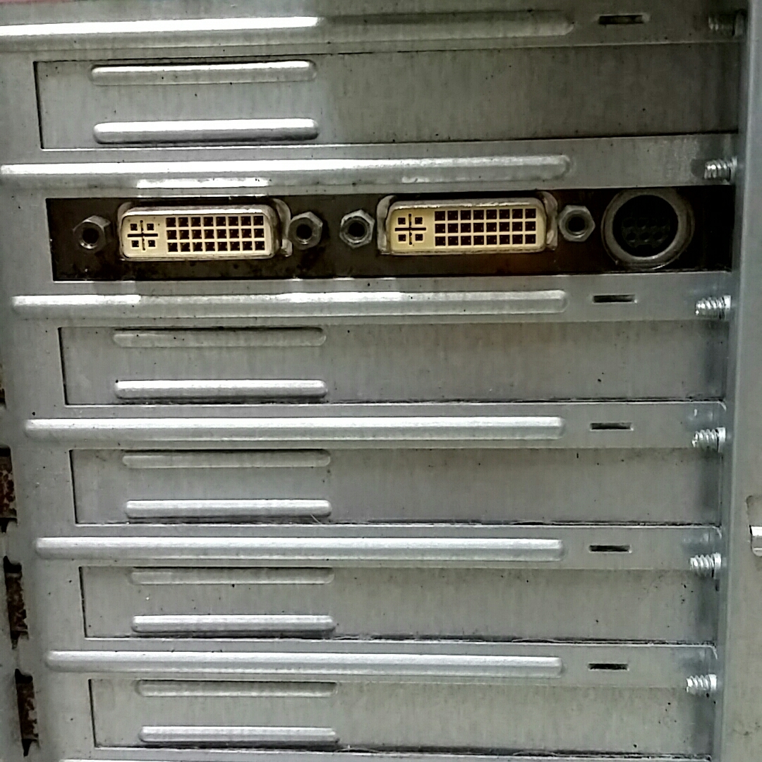 DELL VOSTRO 420 Core 2Quad Q6600 4コア/8800 GT-512MB/メモリ4GB/HDD320GB/マルチ ...