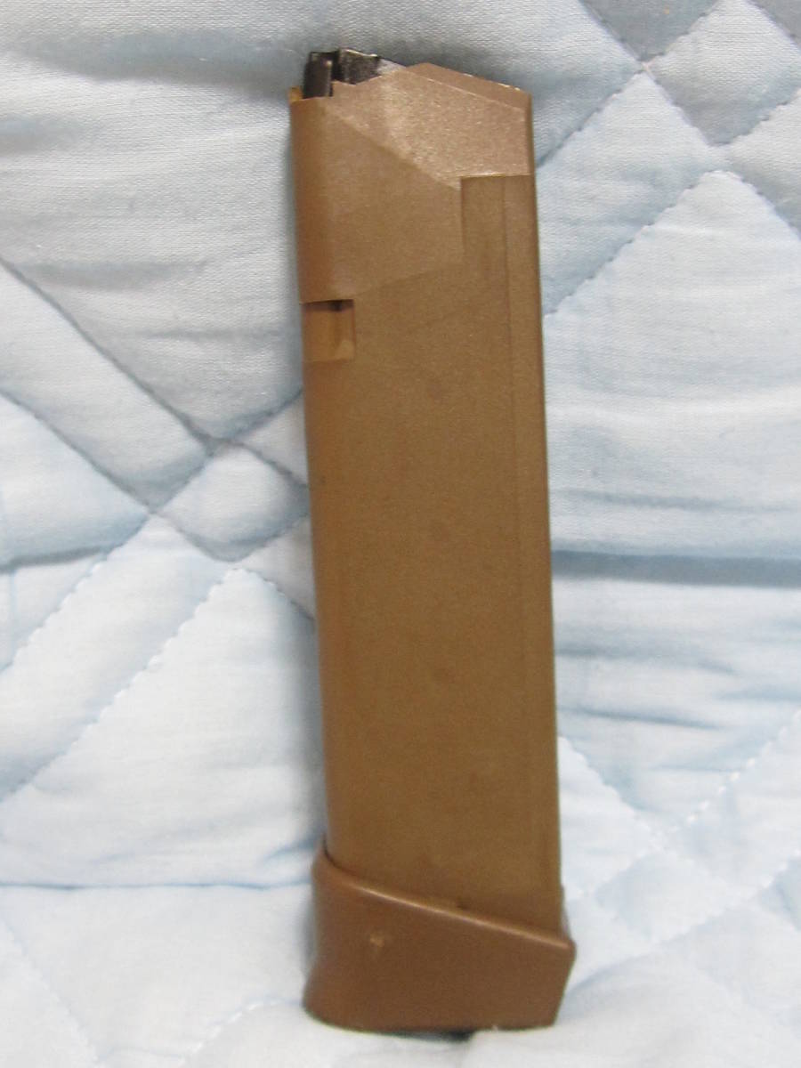実物 Glock Magazines Glock 22 Magazine 40s&w 15rd マガジン ポリマー TAN ＋スチールインナー(その他)｜売買されたオークション情報、yahoo ...