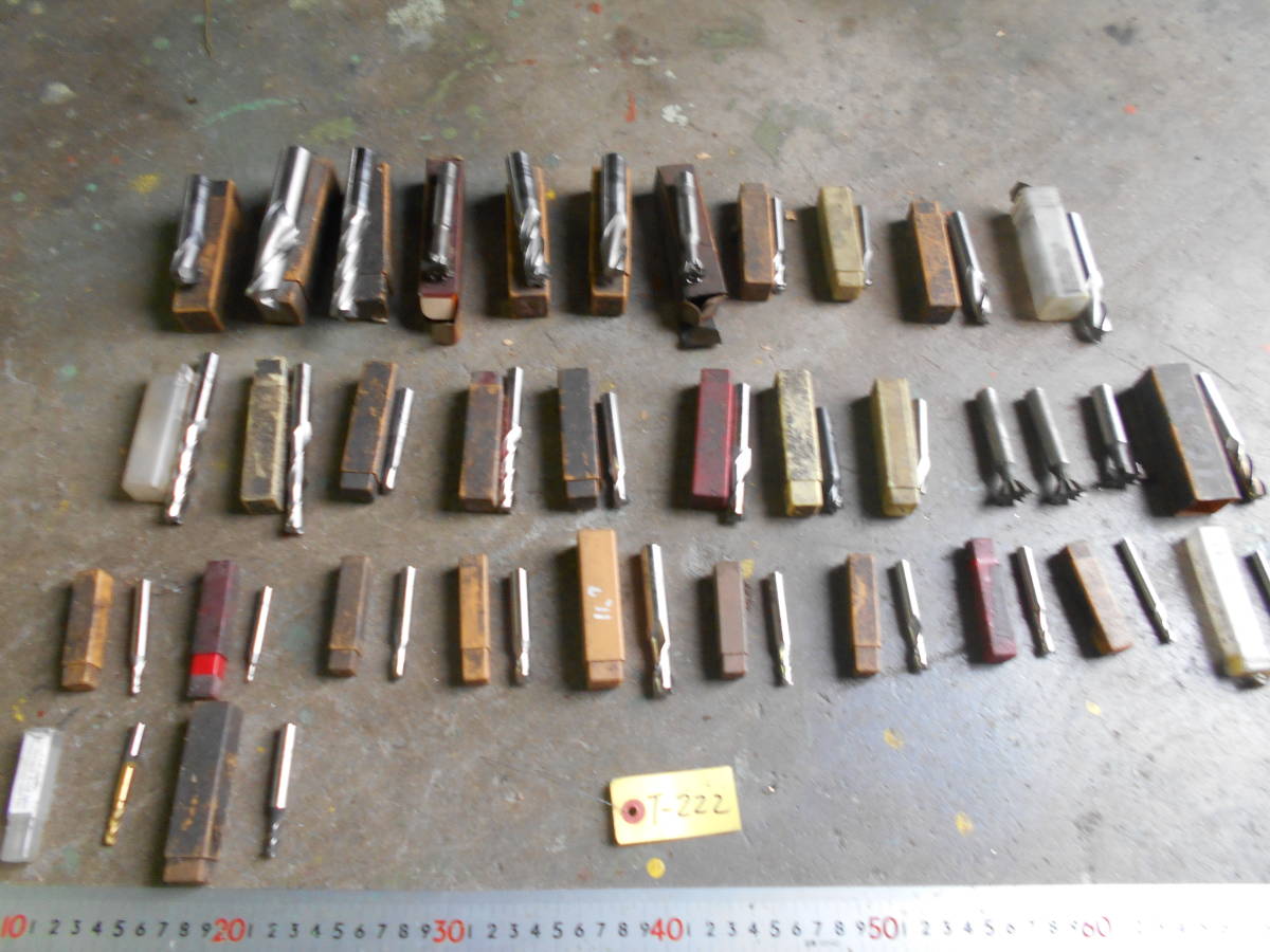 エンドミル 約2φ まとめて35本 T-222(その他)｜売買されたオークション情報、yahooの商品情報をアーカイブ公開 - オークファン（aucfan.com）