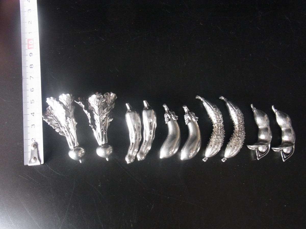 SILVER OHNO MAYU 錫製 箸置 飾物 野菜 胡瓜 枝豆 茄子 獅子唐 蕪菁文 シルバーオオノ まとめて10点 総重量210g 宮 ...