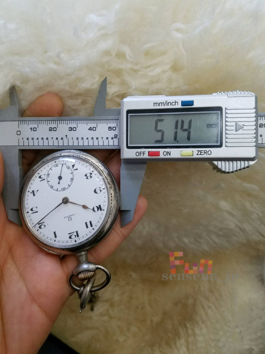 収蔵品 オメガ時計 銀製 懐中時計 チェーン付き 重さあり 直径5.1cm(手巻き)｜売買されたオークション情報、yahooの商品情報をアーカイブ公開 - オークファン（aucfan.com）
