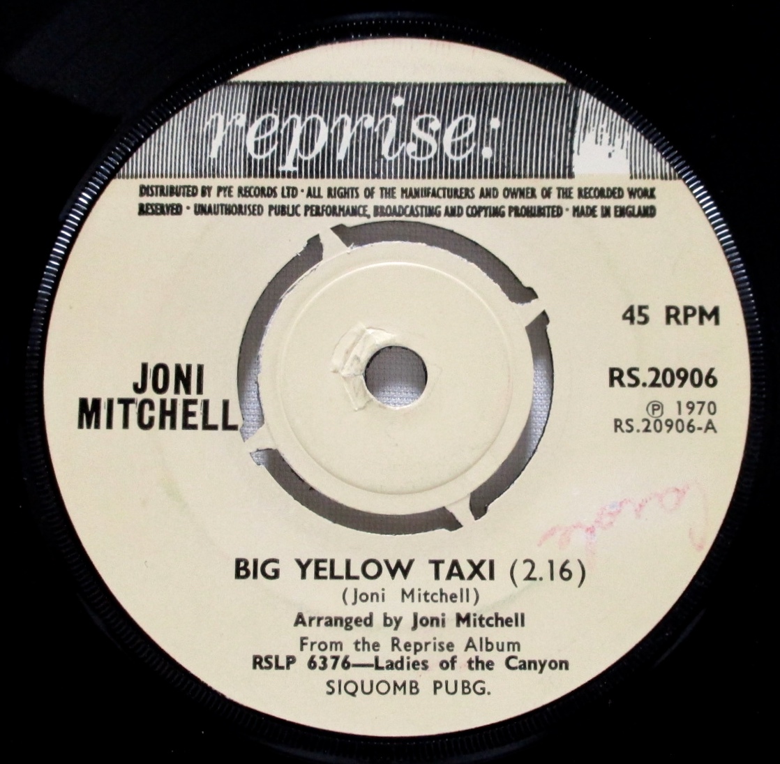 英7 JONI MITCHELL / BIG YELLOW TAXI / 1970 UK盤 7インチシングルレコード EP 45 JANET ...