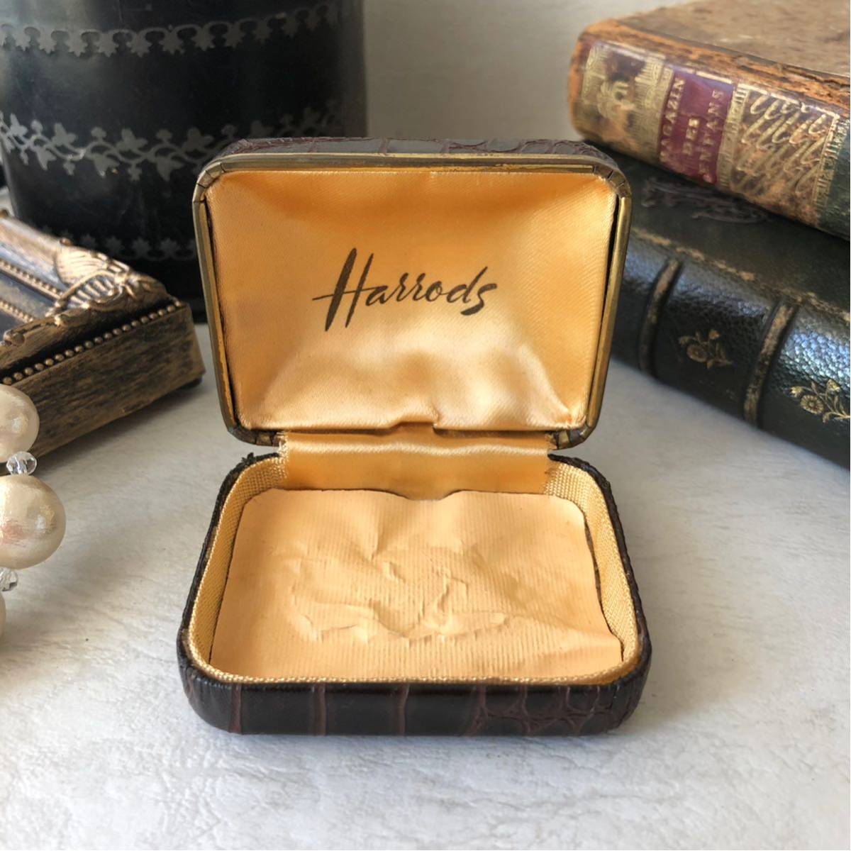 アンティーク ジュエリーケース ジュエリーボックス イギリス Harrods ハロッズ AY-4(その他)｜売買されたオークション情報、yahooの商品情報をアーカイブ公開 - オークファン ...