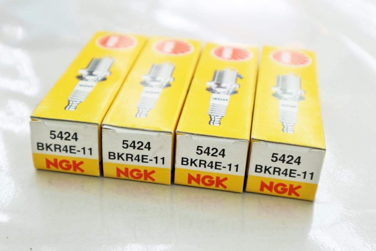 メール便 NGK BKR4E-11 スパークプラグ 純正品番：22401KA290 4本セット 品 VIVIO ヴィヴィオ KW3 KW4 ...