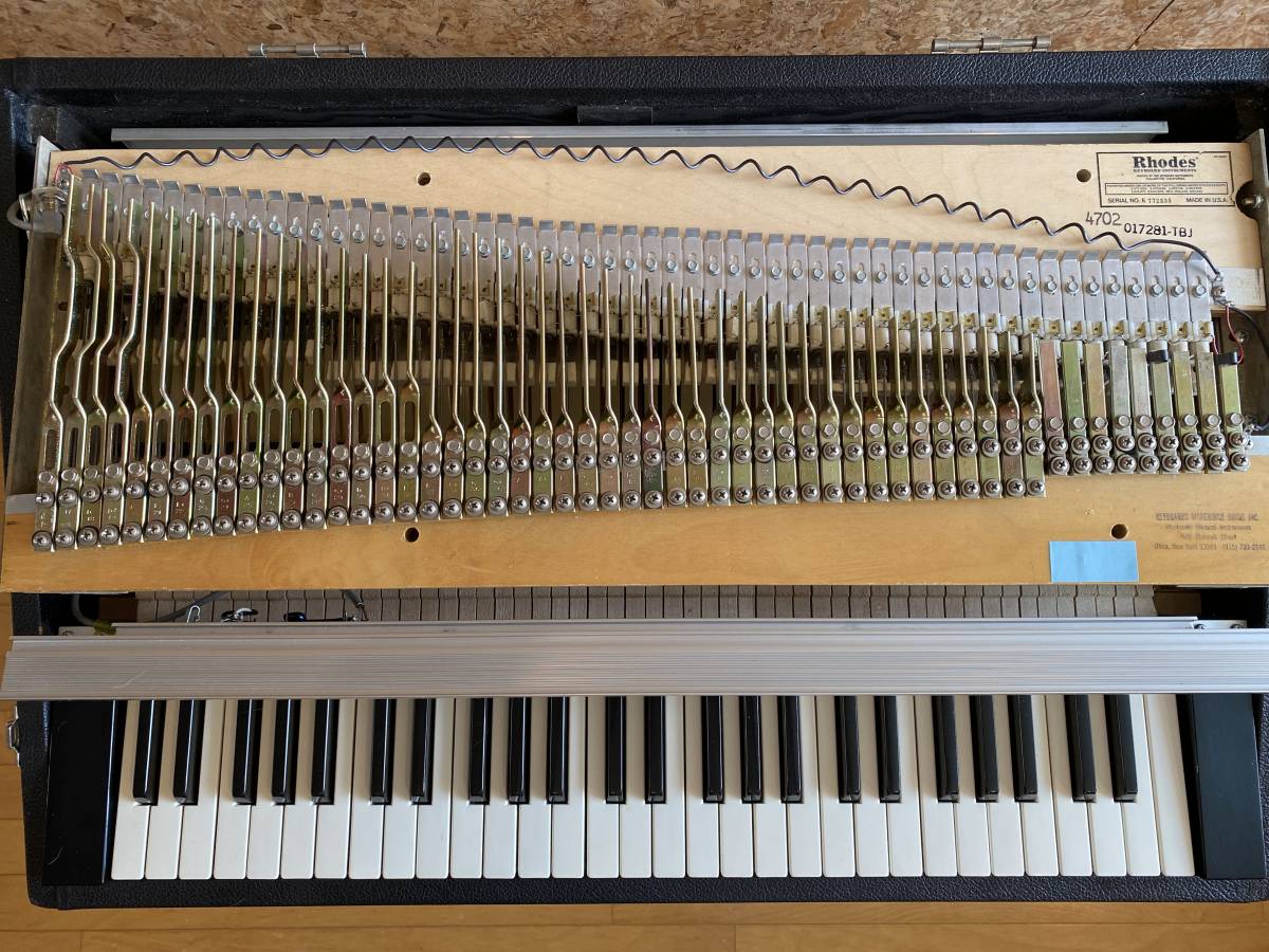 RHODES 54 ローズ エレピ レア(電子ピアノ)｜売買されたオークション情報、yahooの商品情報をアーカイブ公開 - オークファン ...